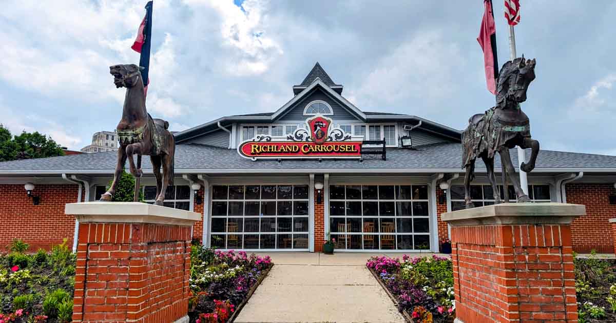 Hop On A Ride At This Incredible Indoor Carousel Park In Ohio That's ...