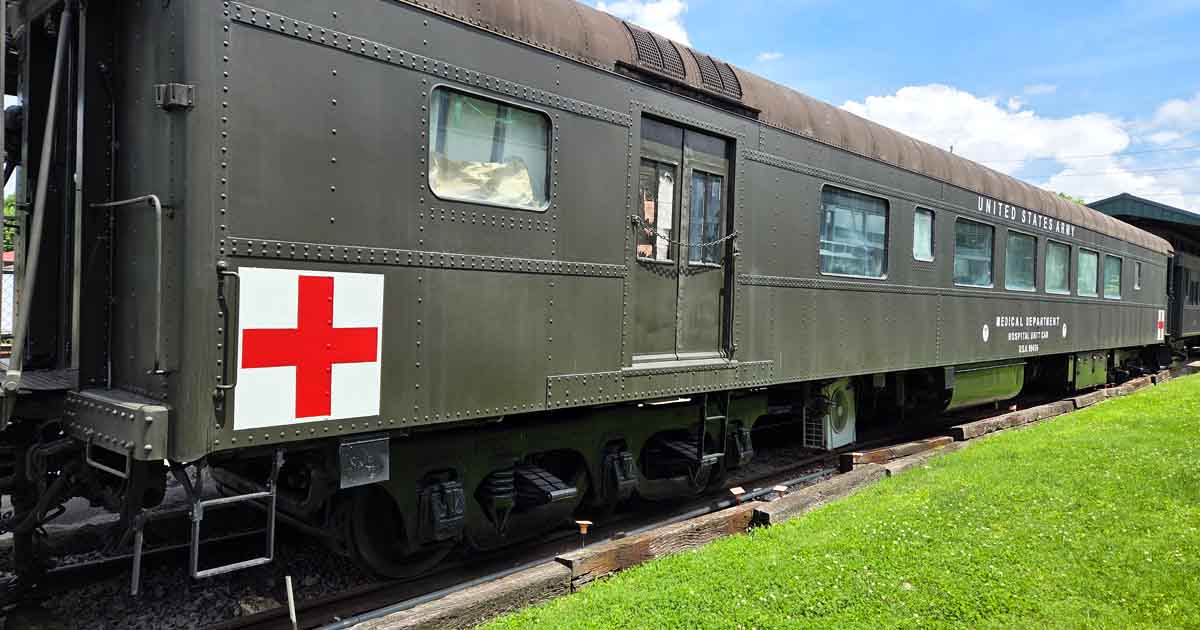This Incredible Kentucky Train Museum Lets You Get Up Close And Personal