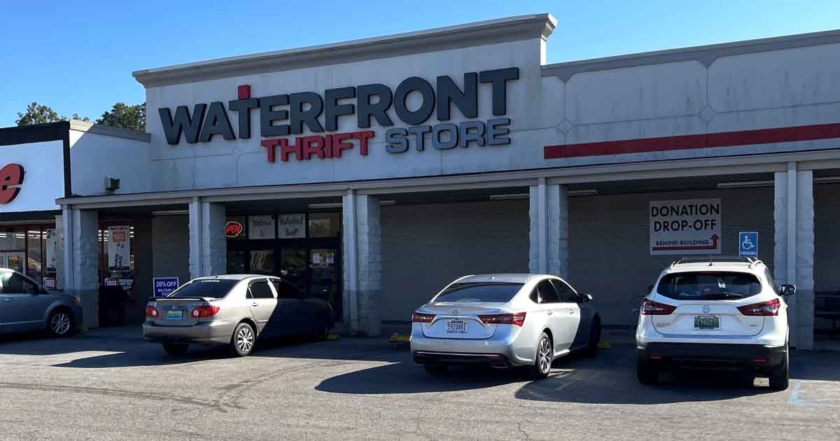 Most People Don't Know About This Incredible Secondhand Shop In Alabama