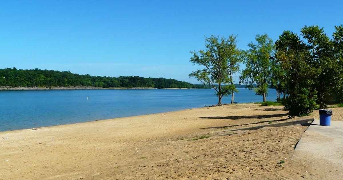 This Dreamy Inland Beach In Kentucky Is The Closest Thing To The Coast ...