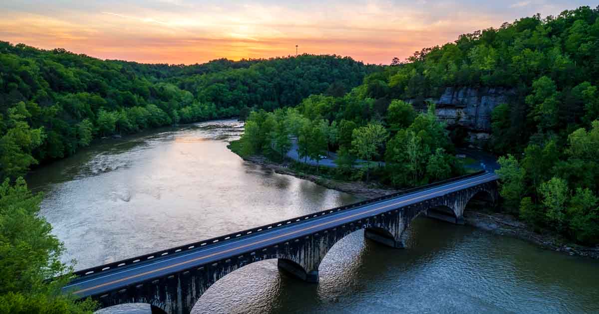 The Breathtaking Kentucky State Park You Need To Visit This Fall