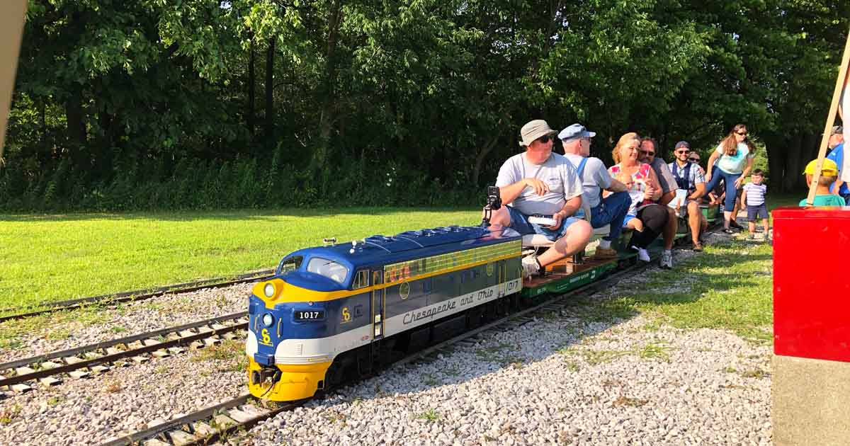 Your Kids Will Absolutely Lose Their Minds Over This Miniature Train ...