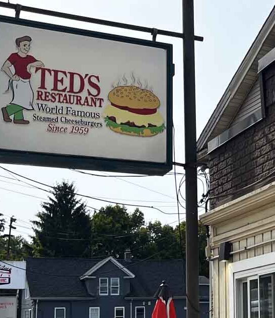 legendary cheeseburger connecticut restaurant ftr