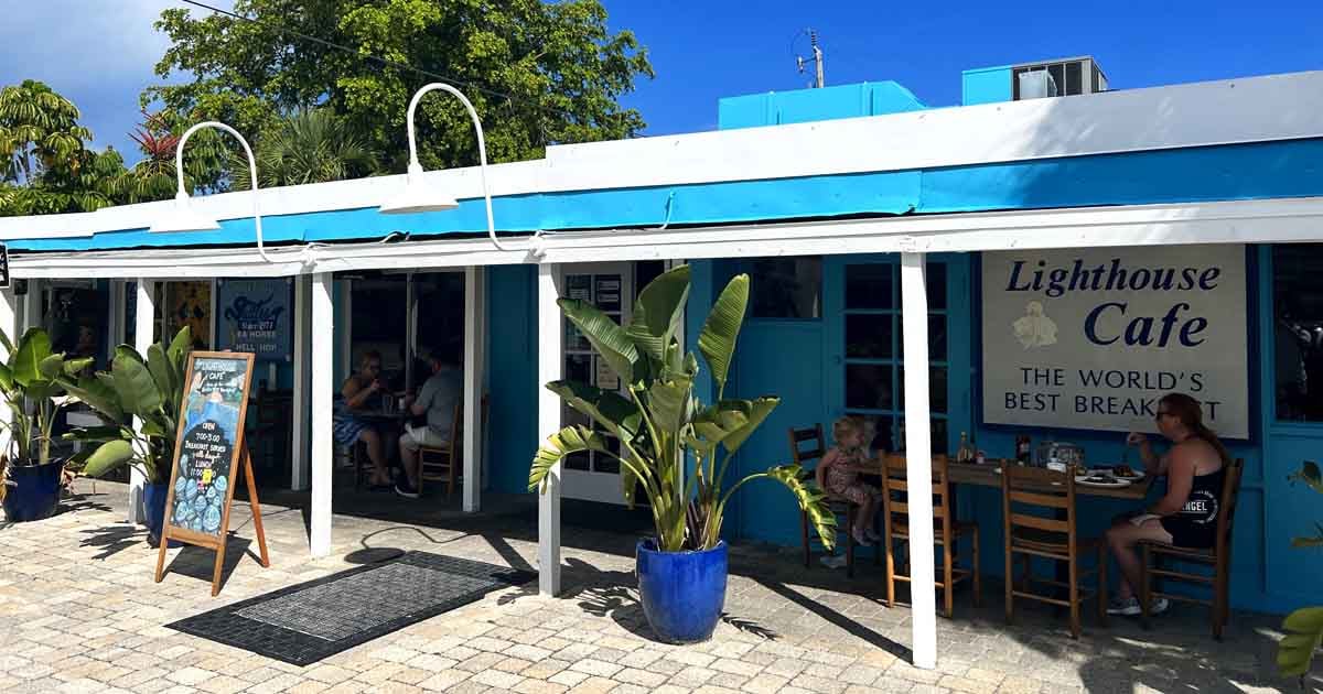 One Bite At This Legendary Florida Breakfast Spot And You'll Understand The Hype