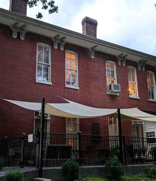 local restaurant spot kentucky ftr