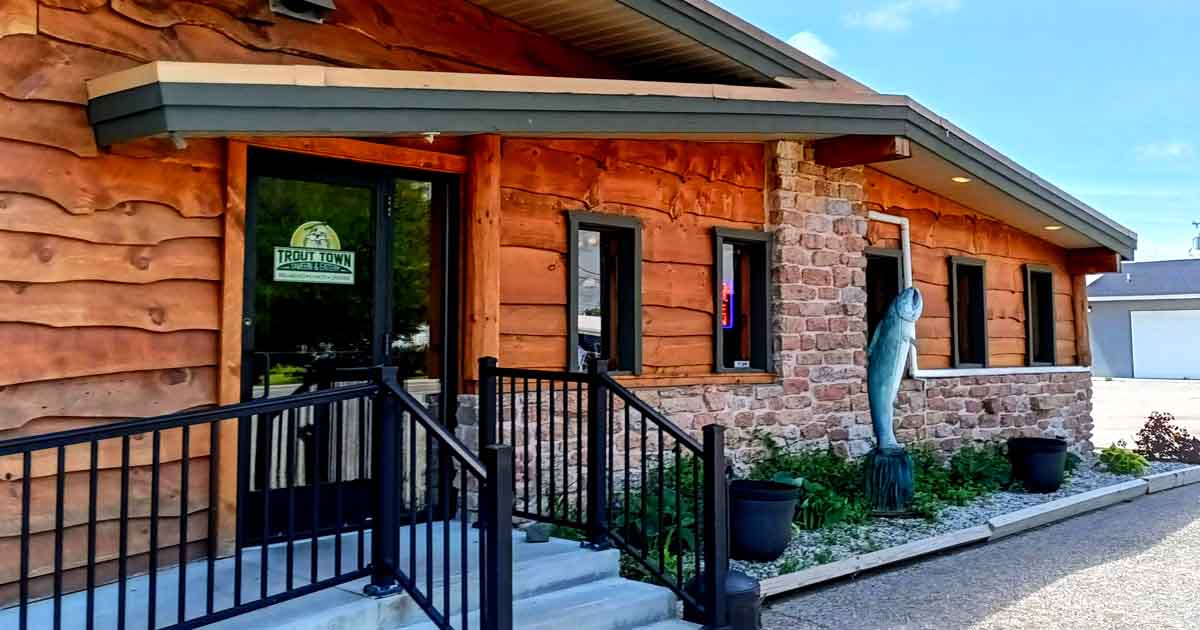 This Hidden Country Restaurant In Michigan Is A True Gem