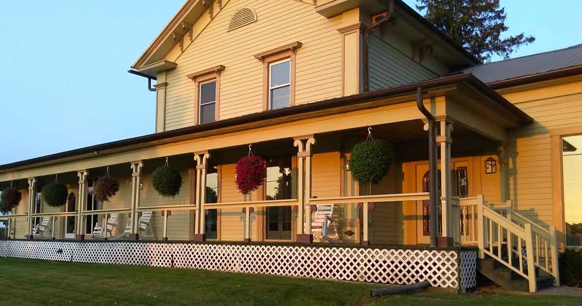 One Bite At This Michigan Steakhouse And You'll Be Hooked Forever