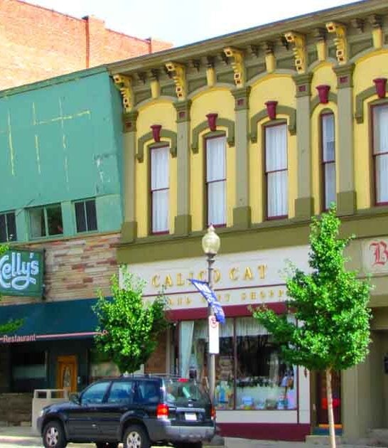 michigan town dining options ftr