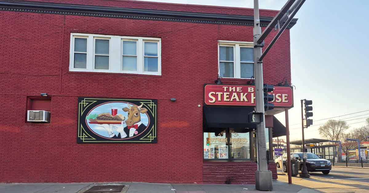 The Charming Minnesota Steakhouse That's Worth Every Penny