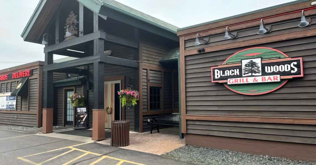 The Minnesota Restaurant That Locals Refuse To Share With Outsiders