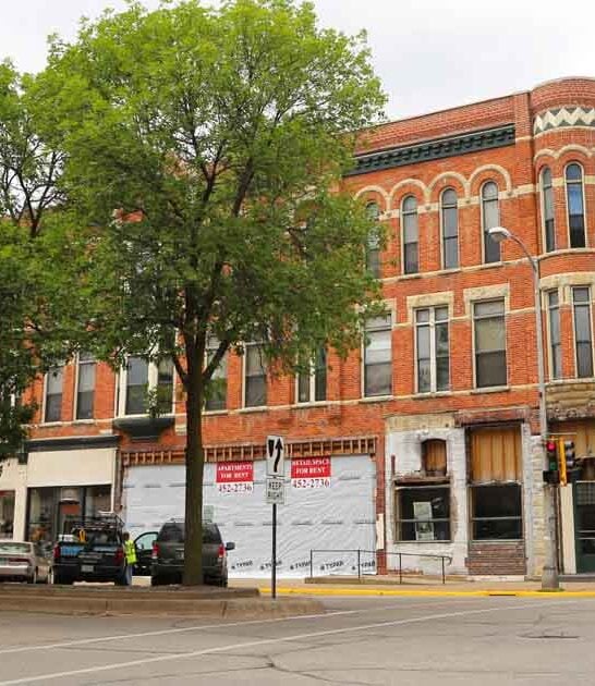 minnesota tiny fall town ftr
