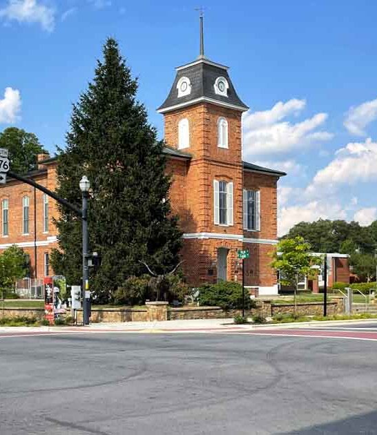 north carolina hiking town ftr