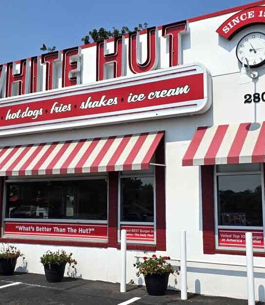 nostalgic massachusetts eatery burgers ftr