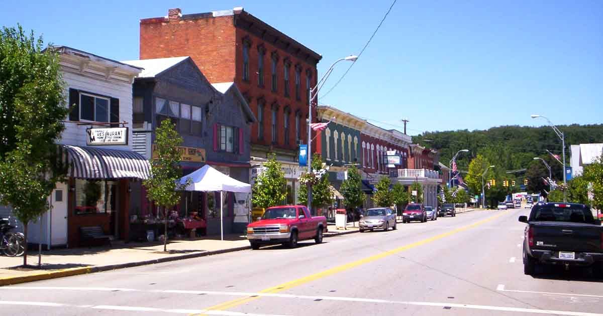 10 Storybook Small Towns In Ohio That Will Charm Your Socks Off