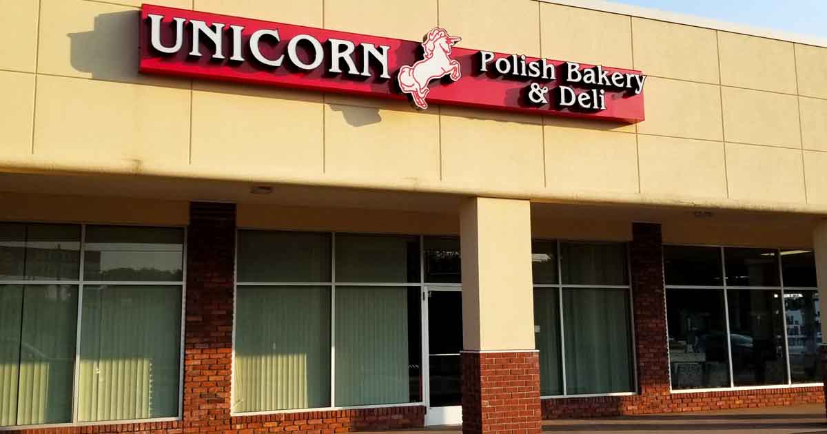 You'll Want To Try Everything At This Old-World Polish Bakery In ...