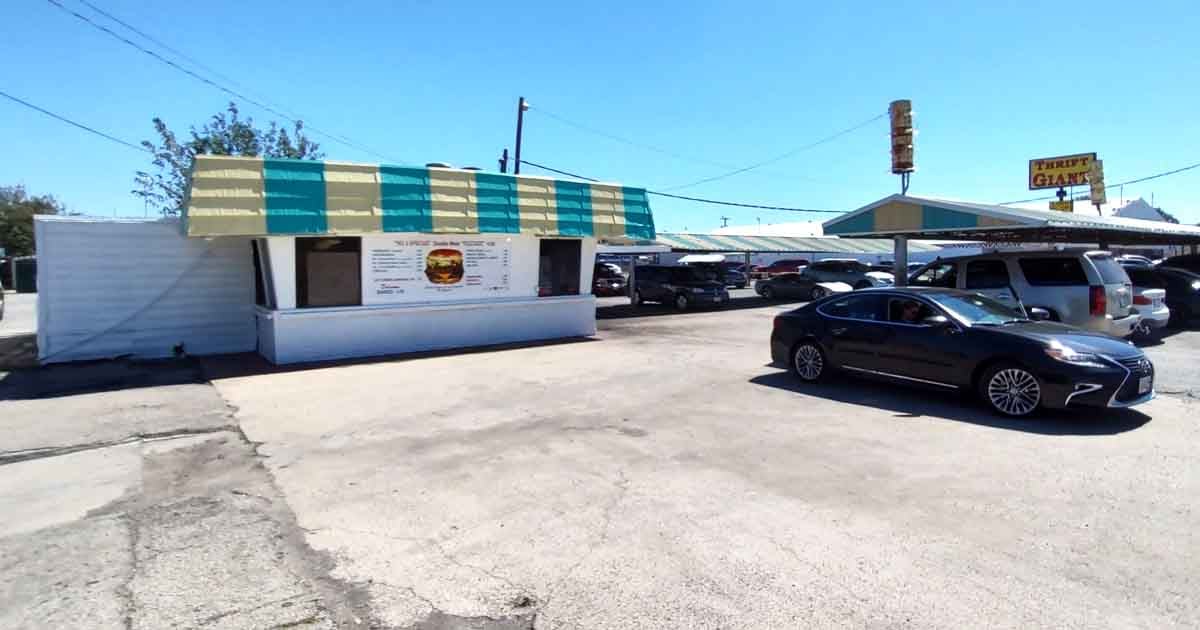These 8 Old-School Texas Restaurants Will Transport You Straight To The ...