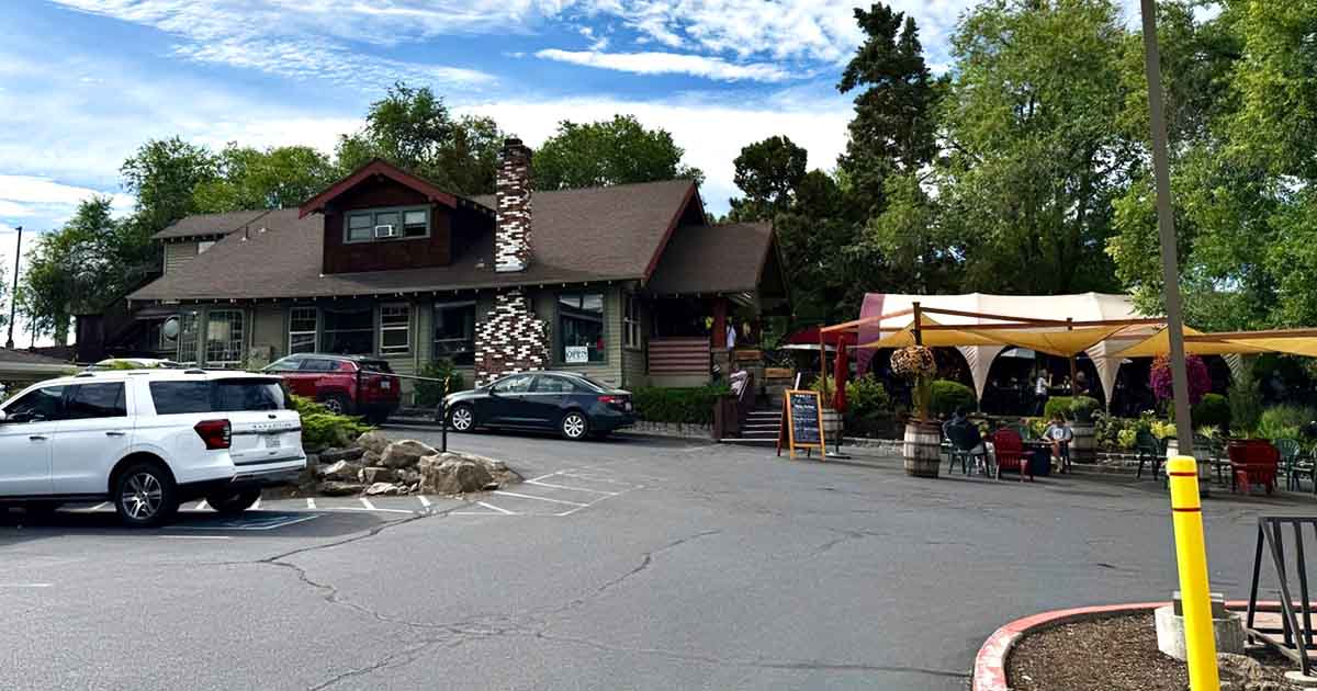 Locals Say This Is Absolutely The Best Breakfast Restaurant In Oregon ...