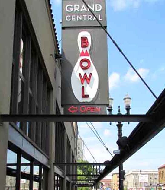 oregon delicious food bowling ftr