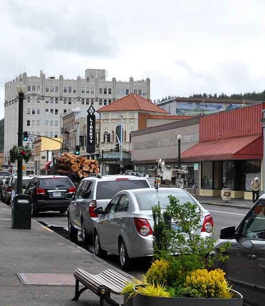 oregon impossibly charming towns ftr