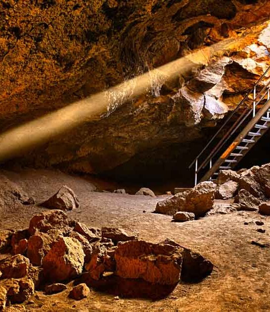 oregon incredible surreal caves ftr