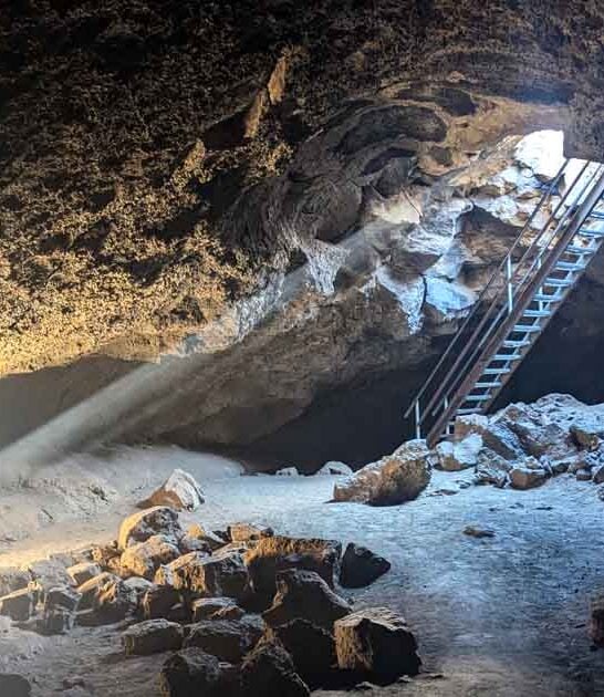 oregon otherworldly stunning caves ftr