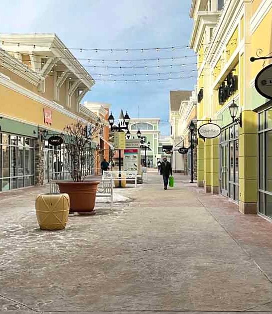 outlet mall shopping kentucky ftr