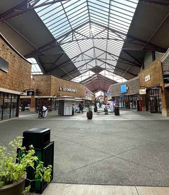 outlet mall shopping oregon ftr