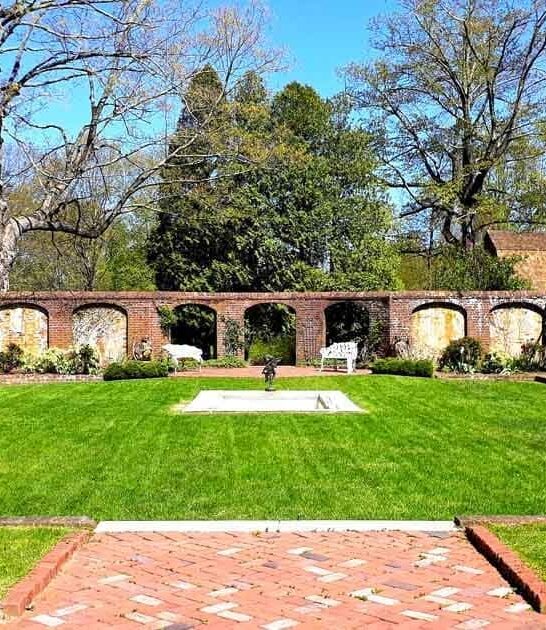 overlooked connecticut garden museum ftr