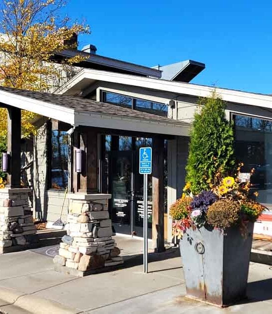 peaceful dining spots minnesota ftr