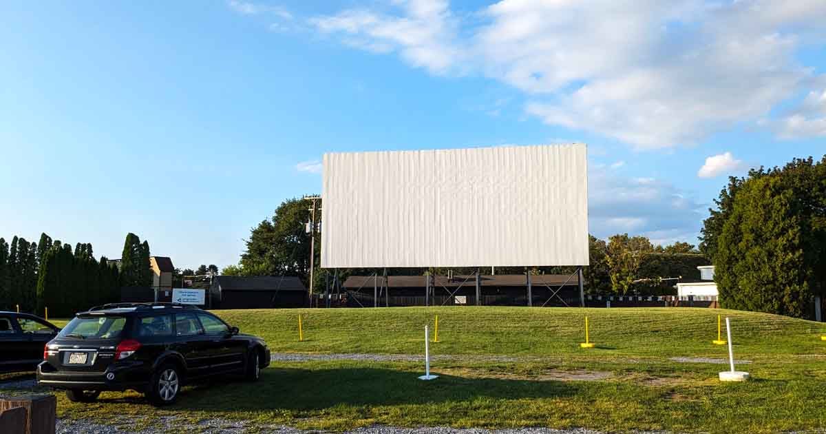 This Retro Drive-In Theater In Pennsylvania Deserves A Spot On Your ...