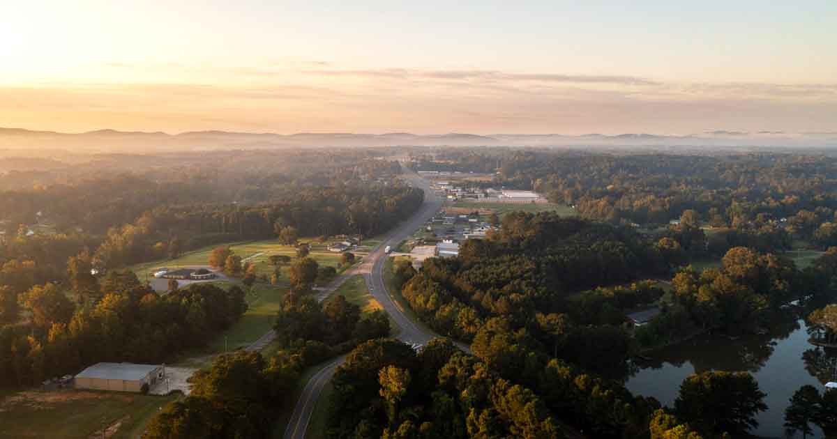 This Lakeside Alabama Town Is Where You Go When You Need True Peace And ...