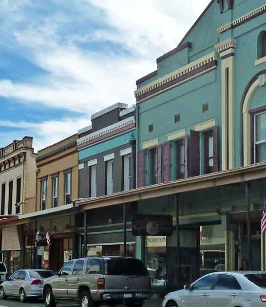 retire social california towns ftr