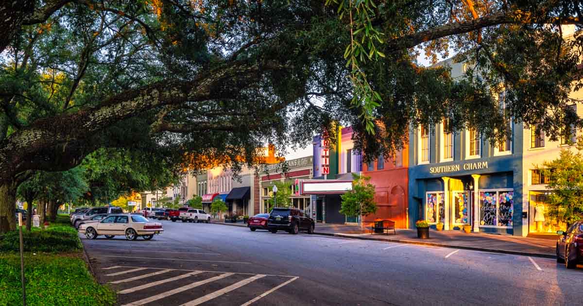These 10 Incredibly Affordable Alabama Towns Are Perfect For Living On ...