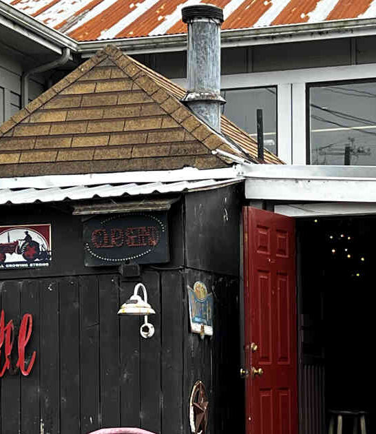 roadside hamburger hut california ftr