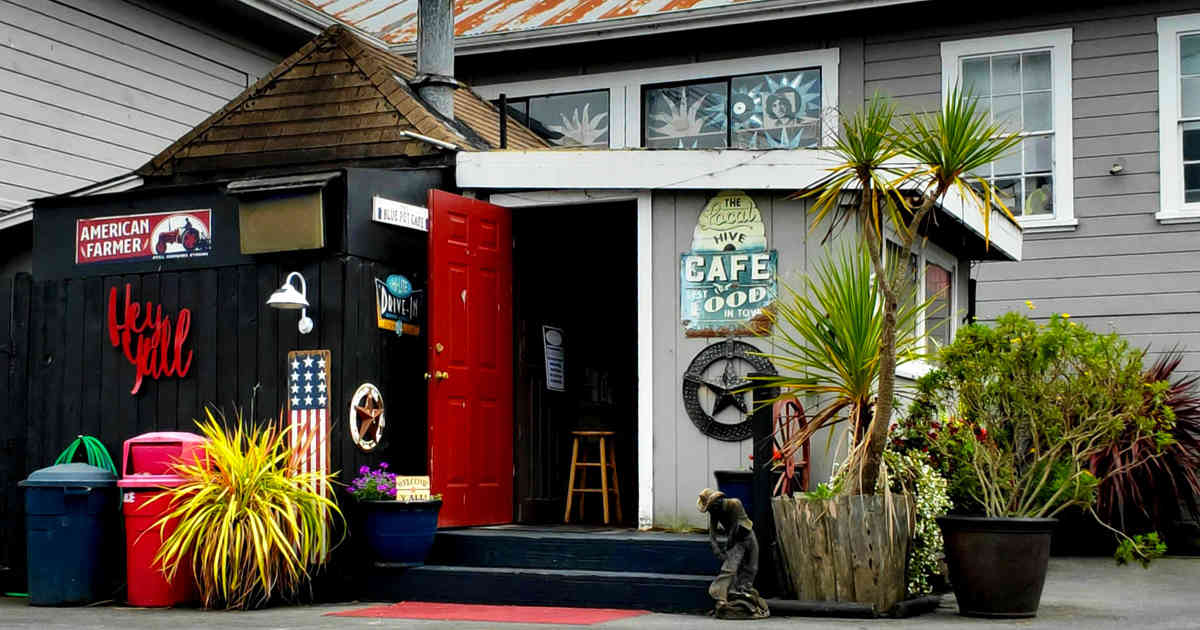 Don't You Dare Drive Past This No-Frills Roadside Hamburger Shack In ...