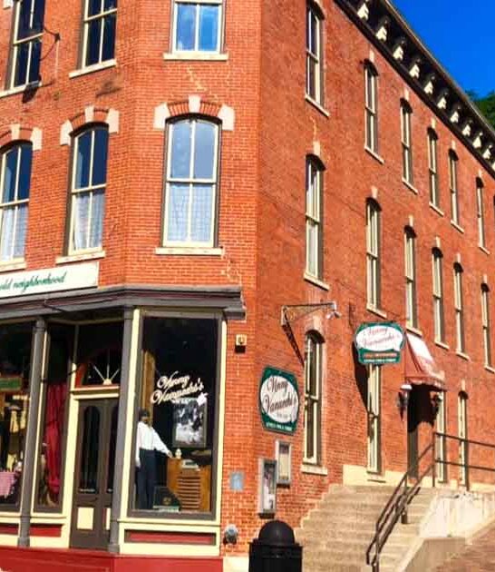 romantic restaurant spot illinois ftr