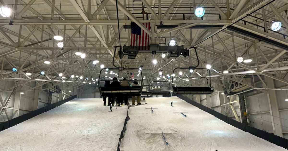 There's A Year-Round Indoor Ski Slope In New Jersey And It's Unlike ...