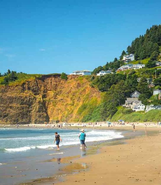 sleepy oregon coast town ftr