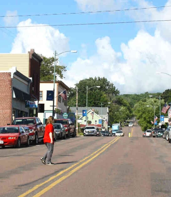 10 Charming Small Towns In Wisconsin You&rsquo;ll Absolutely Fall In Love With