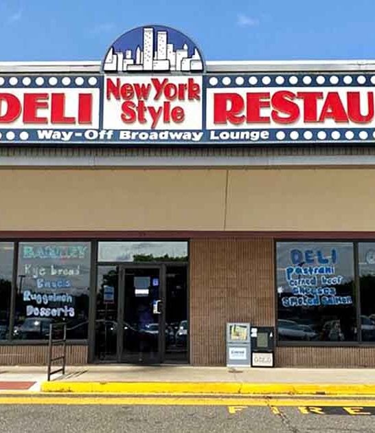 The Smoked Fish Counter At This Old-School Connecticut Deli Is A Hidden Treasure