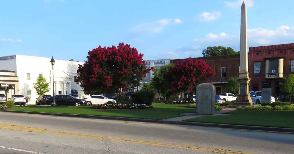 This Tiny South Carolina Town Is Bursting With More Historic Sites Than ...