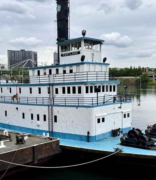 spectacular floating museum oregon ftr