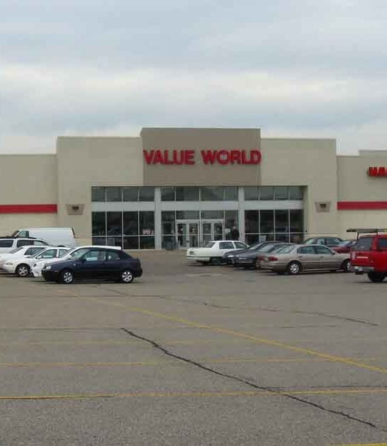sprawling secondhand shop michigan ftr