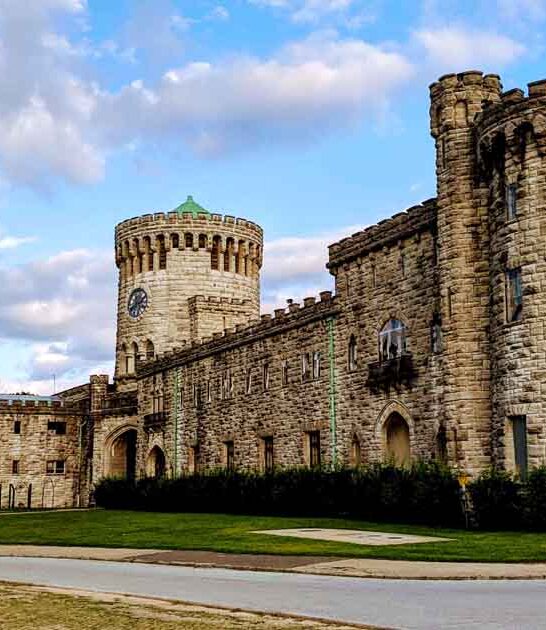 stunning-castles-new-york ftr