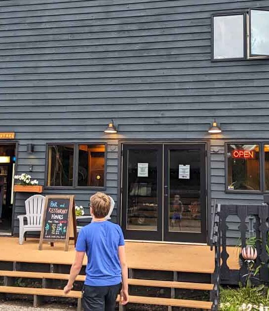 stunning patio eatery minnesota ftr