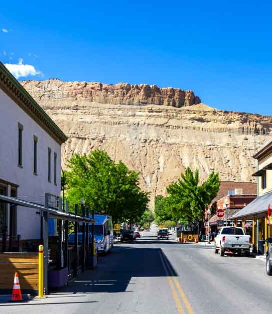 surprised small colorado town ftr
