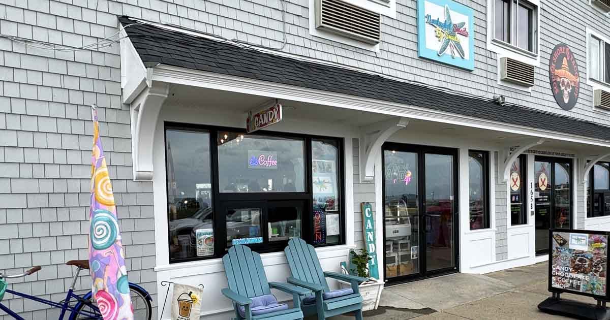 Most People Don't Know About This Dreamy Swedish Candy Shop In ...