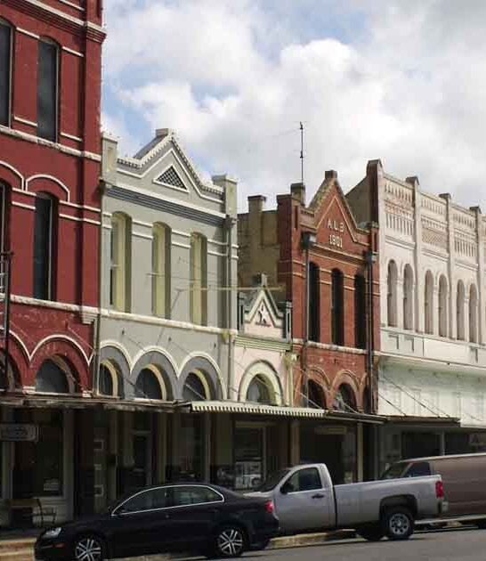 texas town barbecue scene ftr