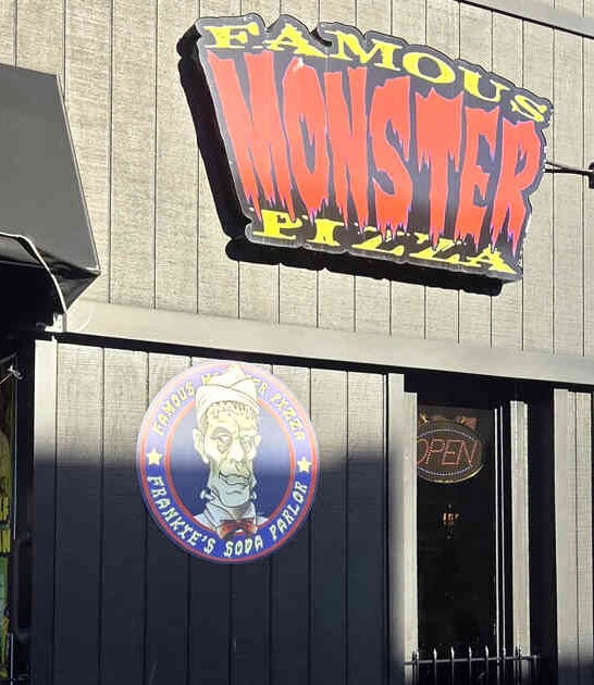 themed restaurant dining indiana ftr