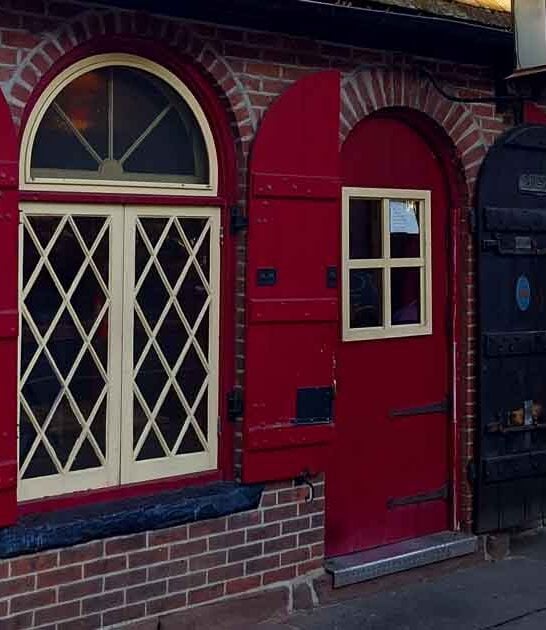 tiny connecticut restaurant burgers ftr